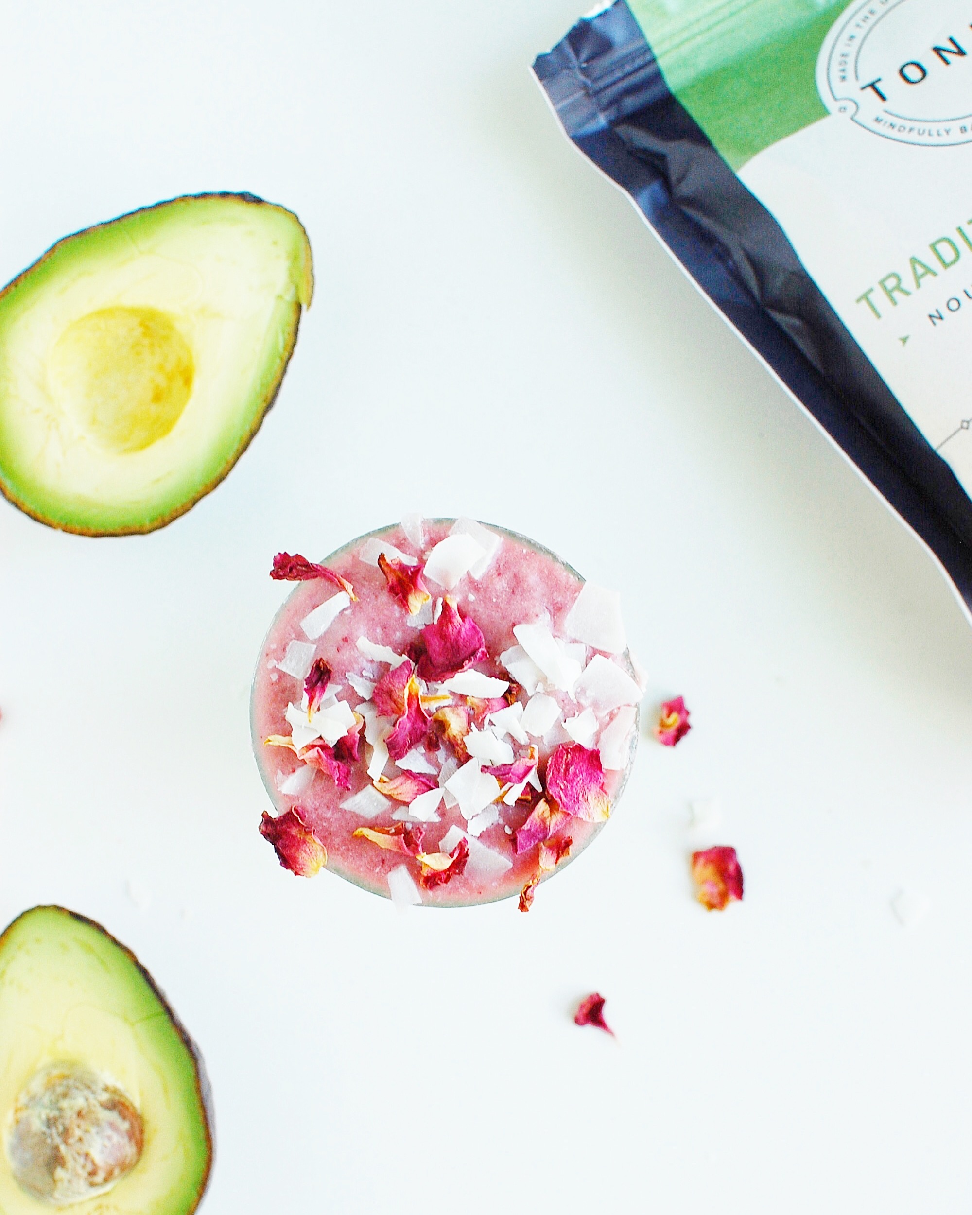 Low Glycemic Berry Smoothie - Holistic Rendezvous