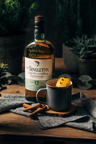 HOMBRE1 | Try These ‘Spirited’ Cocktails at Your Next Holiday Party