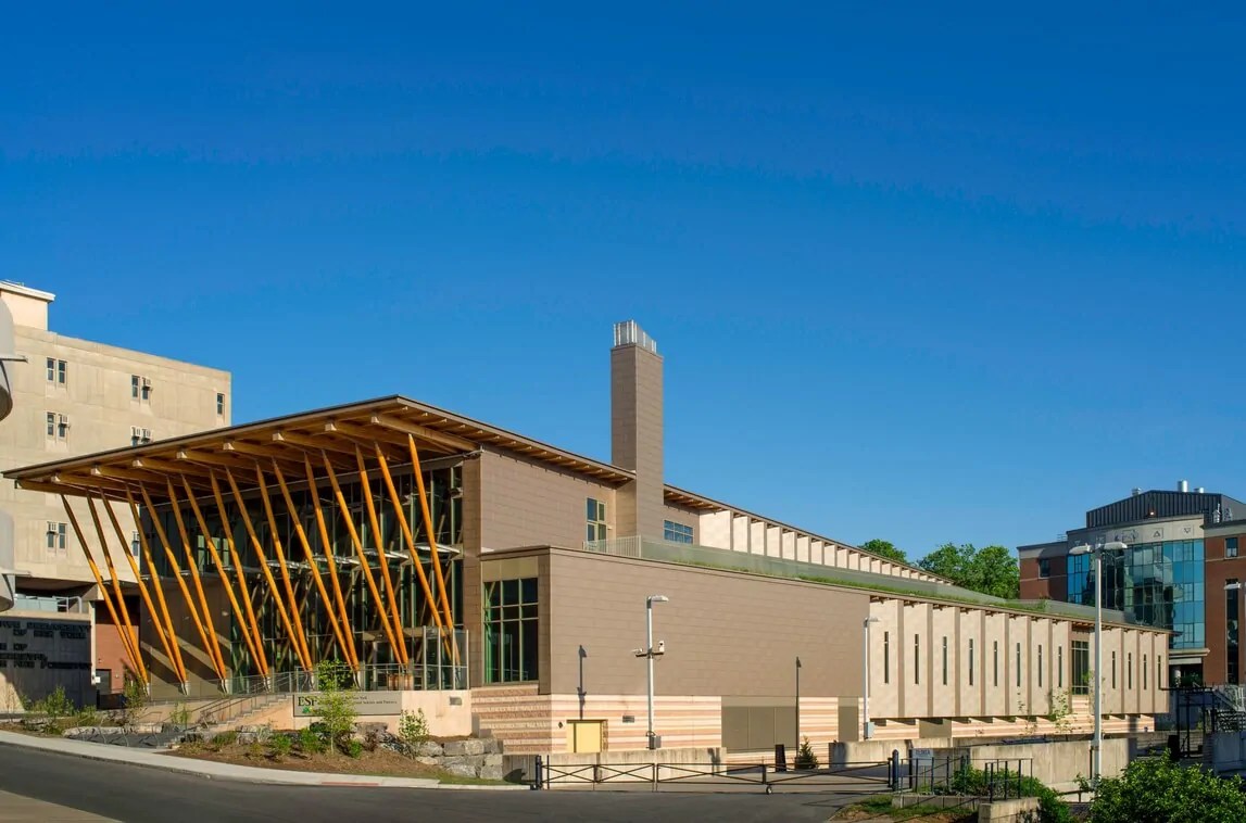 SUNY ESF - Intensive Green Roof New York - Highview Creations