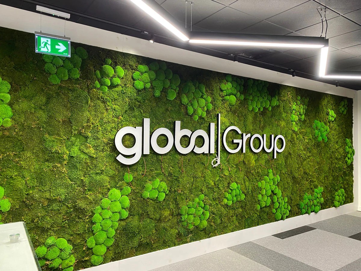 Contact Hyper Creative