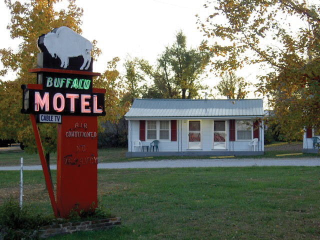 BUFFALOS OF BUFFALO – Part 1 – HYPERCOMMON