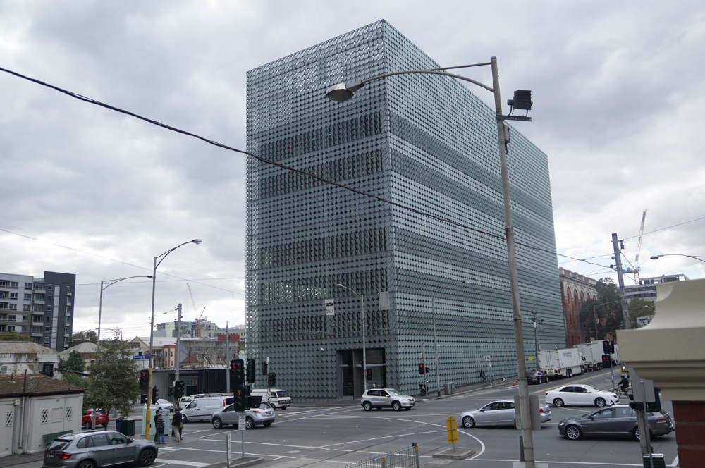 RMIT Design Hub / Sean Godsell / Melbourne - Hyperlocal Workshop