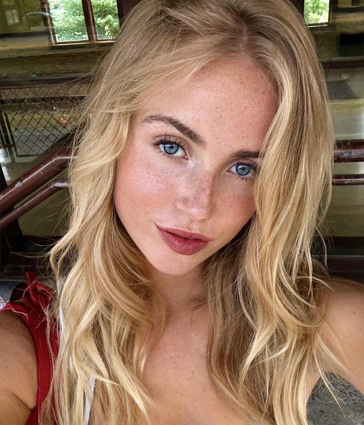 Blonde Hair Blue Eyes Selfie Sexy Sexy