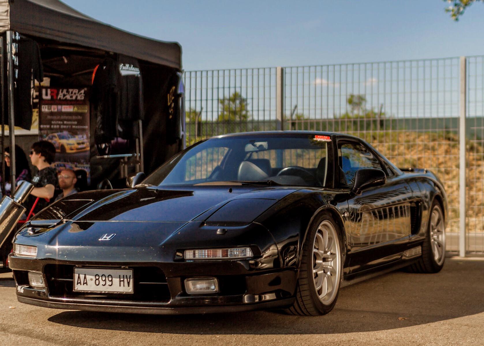 Stunning black Honda NSX – Cars Club