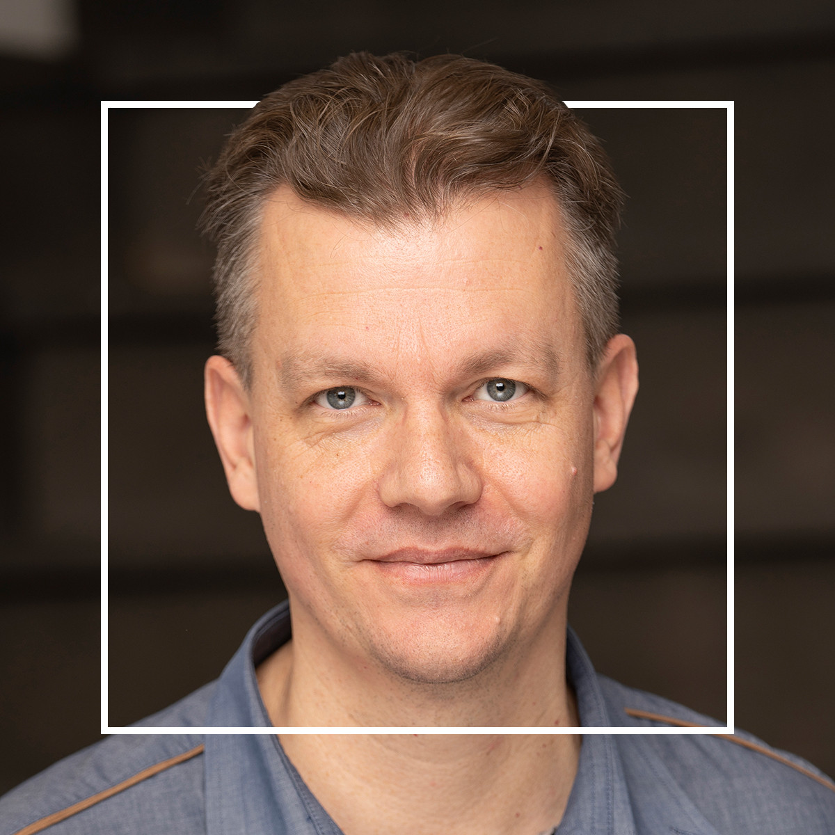 Python Datetime Use Strftime With A Timezone Aware Date Stack