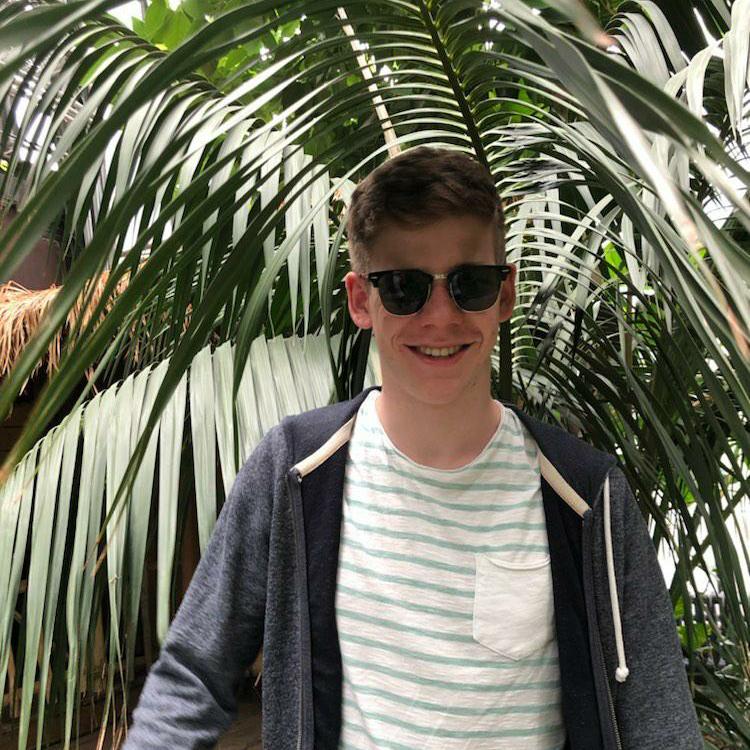 Sql Server Sql Query To Return Differences Between Two Tables Stack