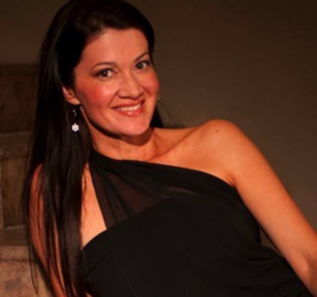 Robin Macy - Founder of Vin-T-Bikini