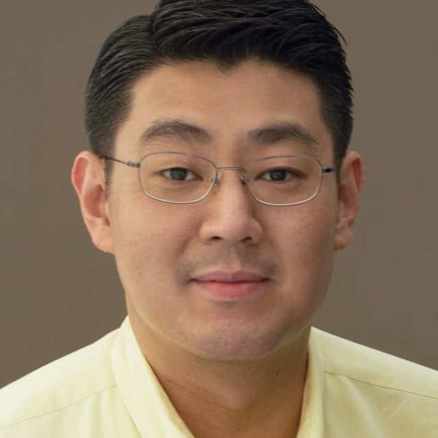 Michael Wang - Founder of FFóumami's Website: http://www.foumami.comumami