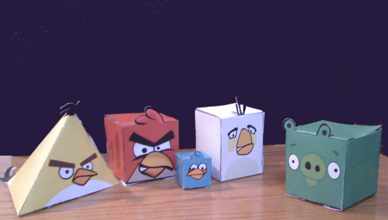 Papertoy – Angry Birds | iHelp BR