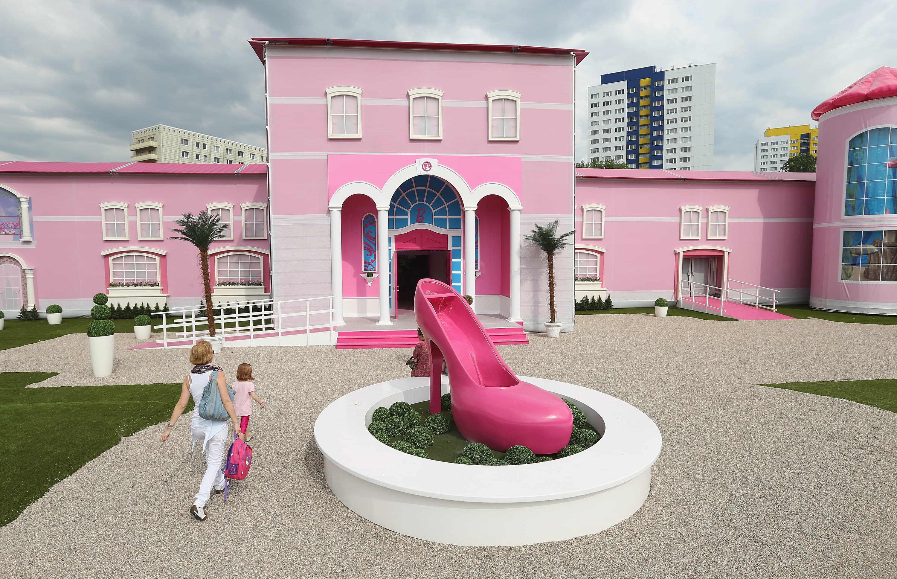 Real Life Barbie Dream House Floor Plan Viewfloor Co