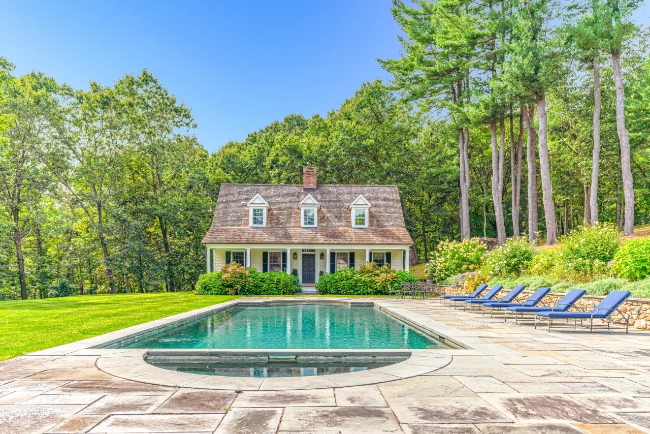 320 Acre Connecticut Estate Lists For 16 Million Mansion Global