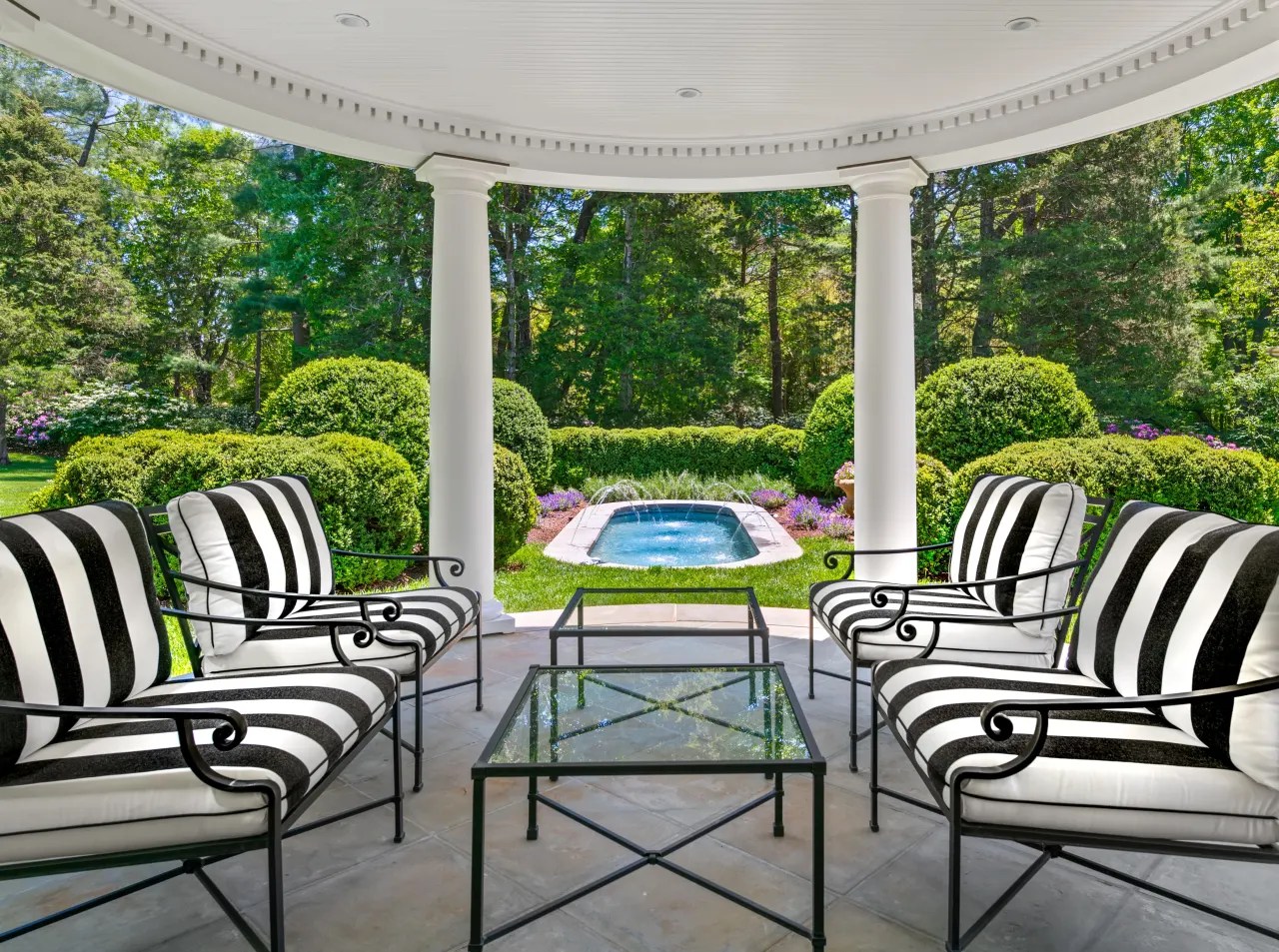 Connecticut Estate Surrounded By Manicured Gardens Lists For 6 Million