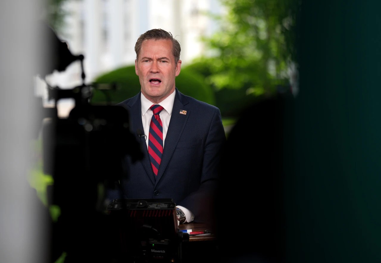 Trump S Tariff Man Peter Navarro Is Down But Not Out Wsj