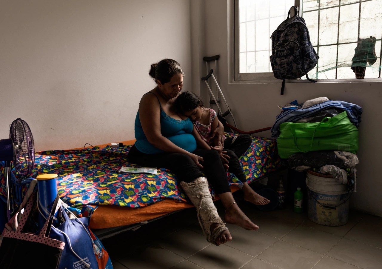 Judge Overturns Trump Order Blocking Refugee Admissions Wsj