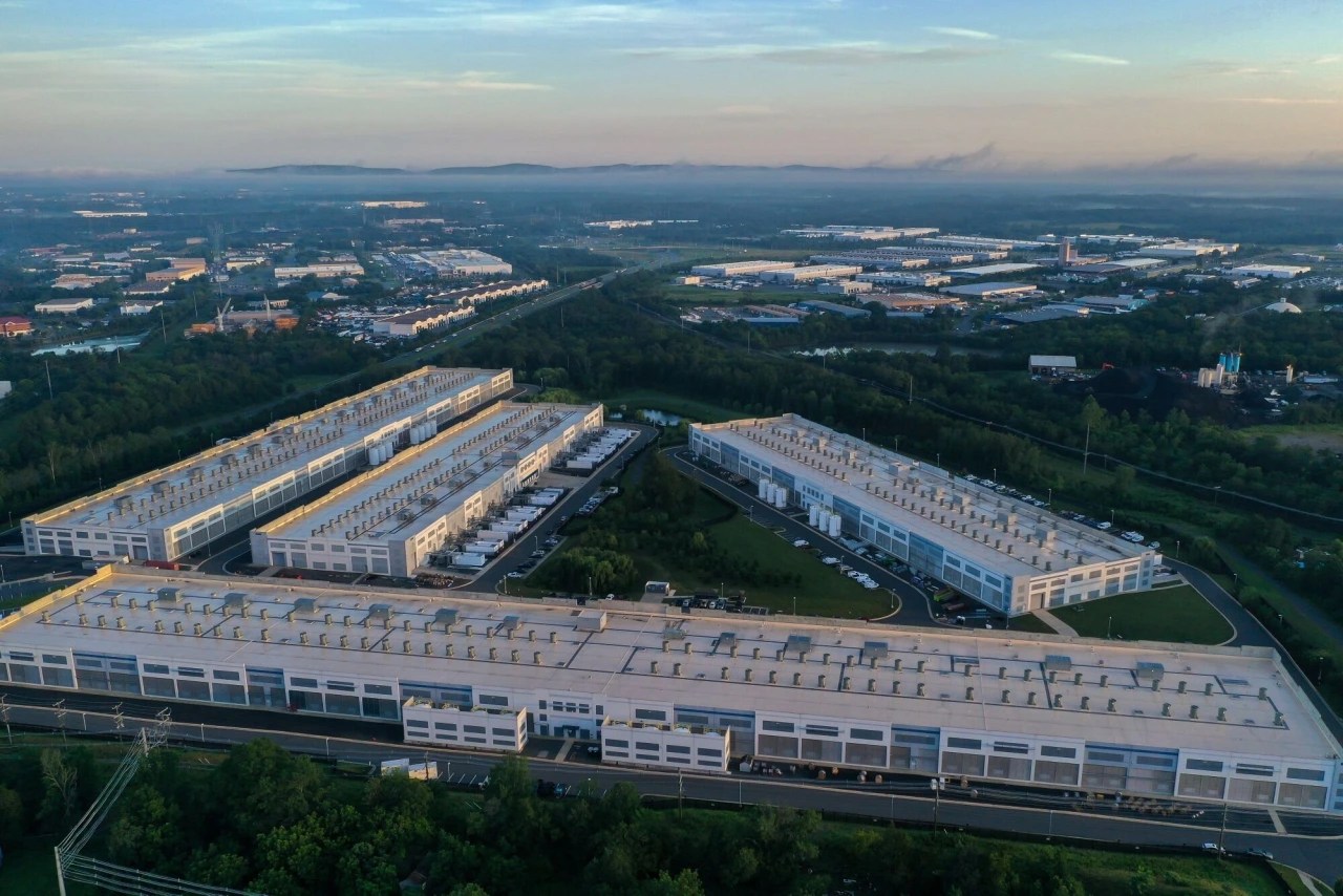 Tech Leaders Pledge Up To 500 Billion To Stargate Ai Initiative Wsj