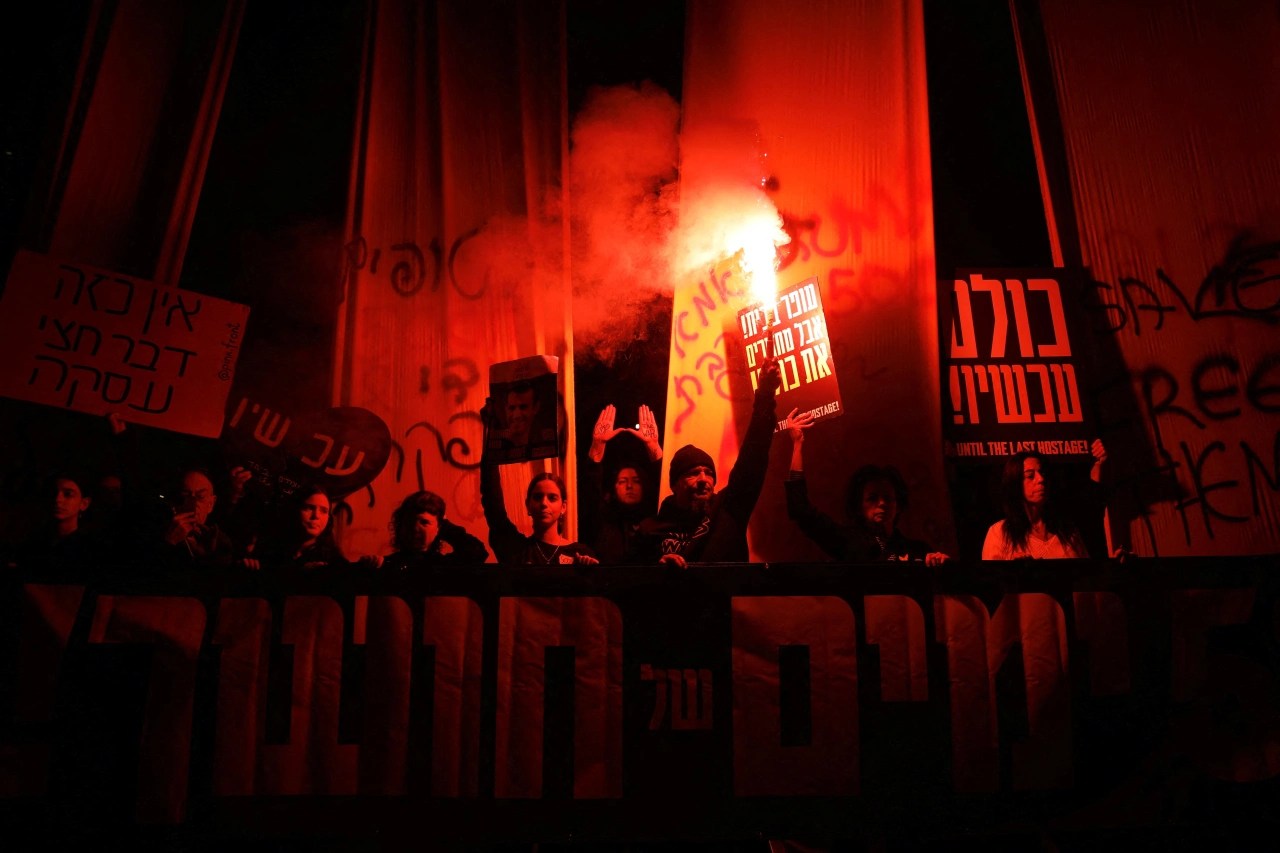 Hamas Releases Four Female Israeli Soldiers Under Gaza Cease Fire Deal