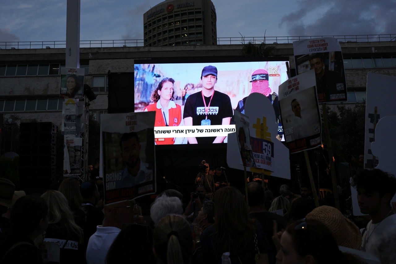 Hamas Says It Will Release Last U S Hostage From Gaza Wsj