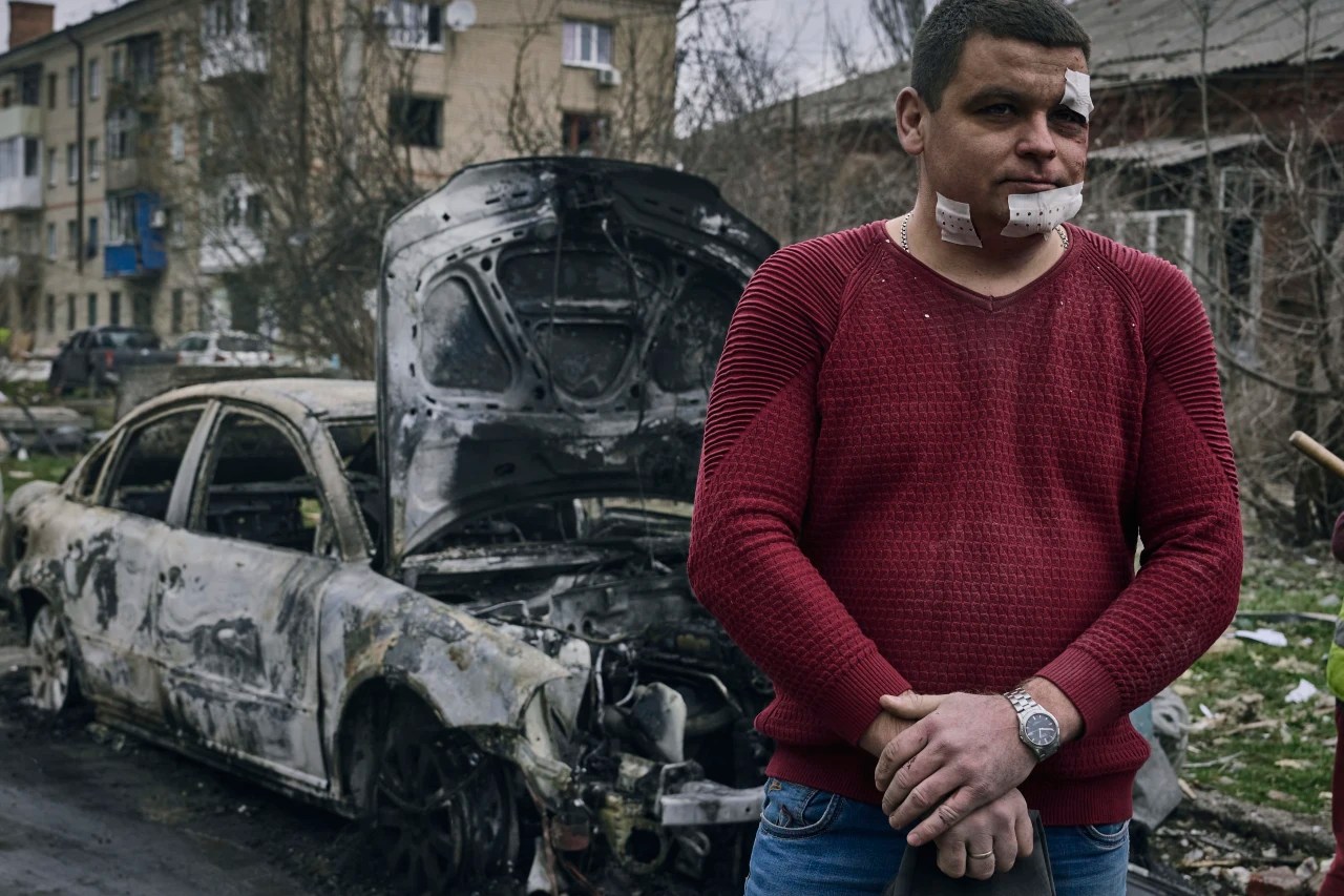 Strikes Hit Russian Occupied Ukraine As Kyiv Prepares New Offensive Wsj