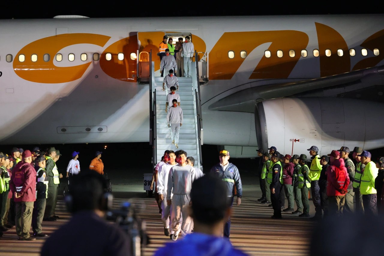 Judge Overturns Trump Order Blocking Refugee Admissions Wsj