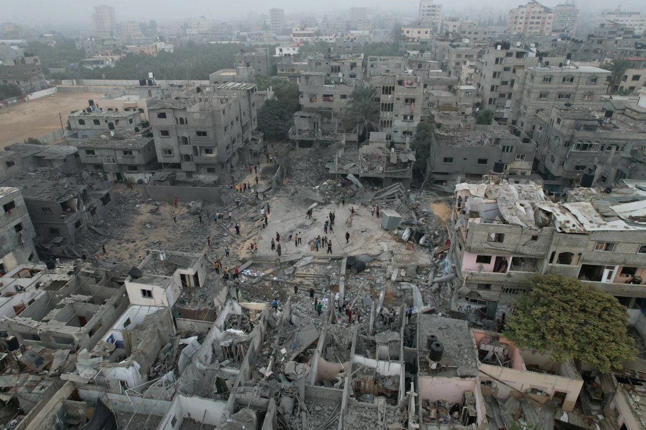 Israeli Ground Operation Pushes Deeper Into Gaza Wsj