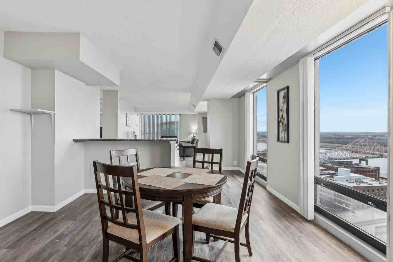 The Gentry S Landing Apartments 400 North 4th Street St Louis Mo