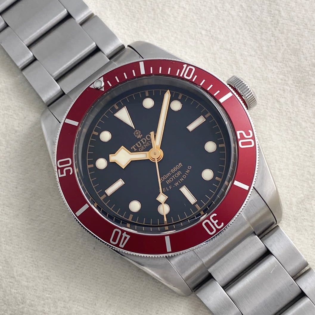 TUDOR BB RED ROSE