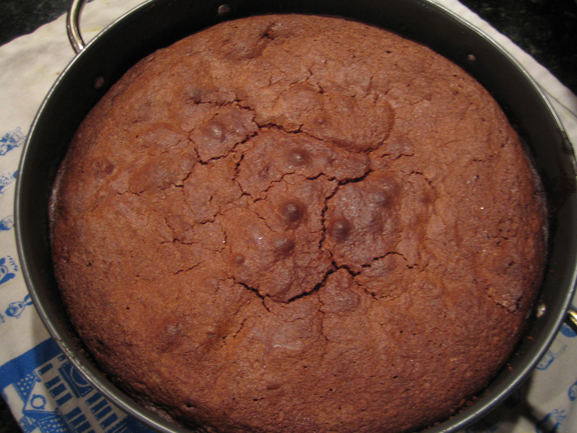 The King Is Dead. Long Live The Queen Mother’s Cake. | I Sing In The ...