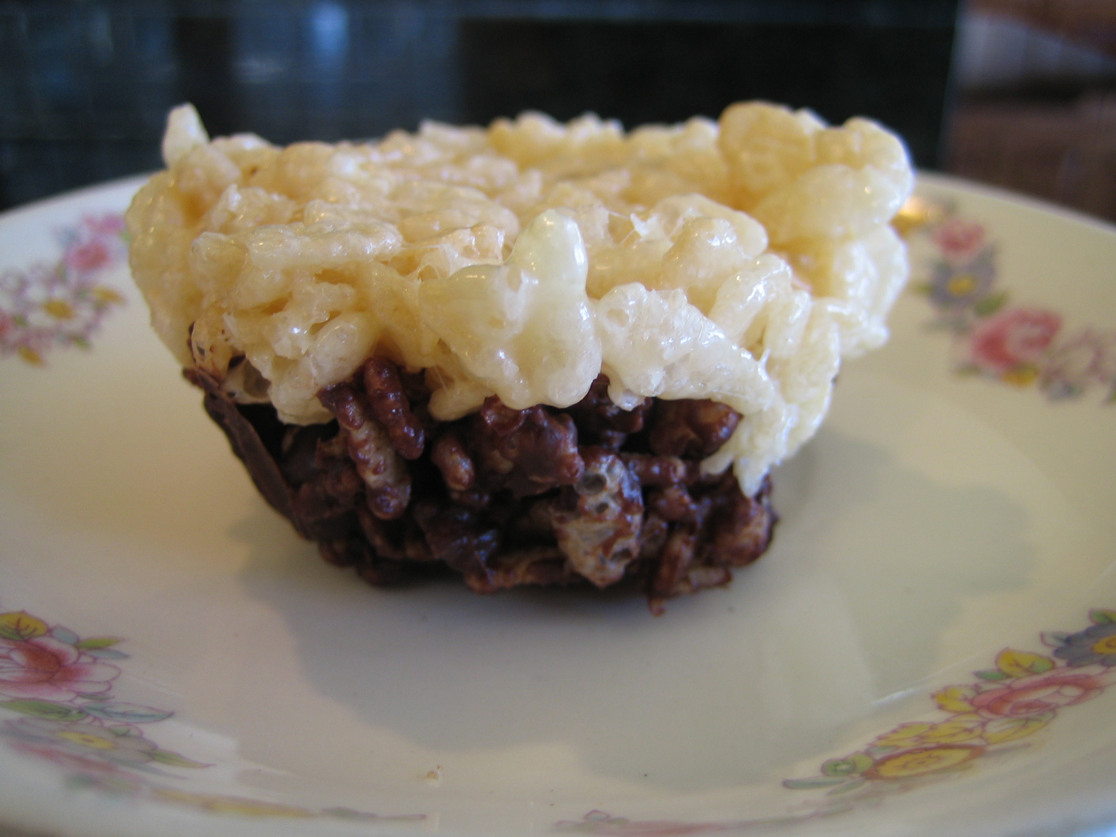 Black And White Rice Krispie Treats | I Sing In The Kitchen