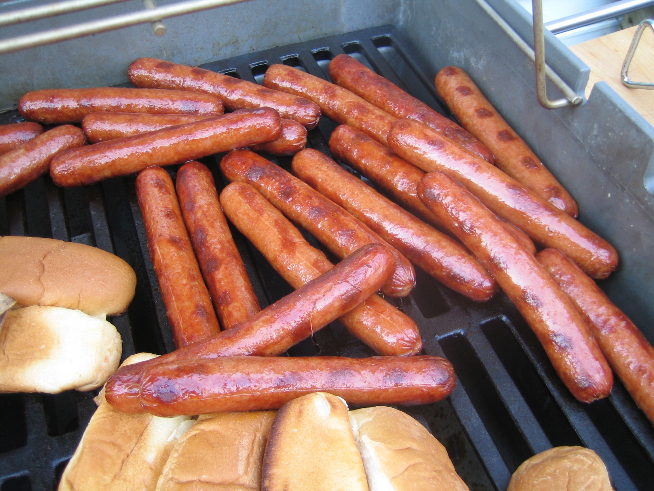 Grilled Corn. Grilled Hot Dogs: Korean, German Or Polynesian Style. | I ...