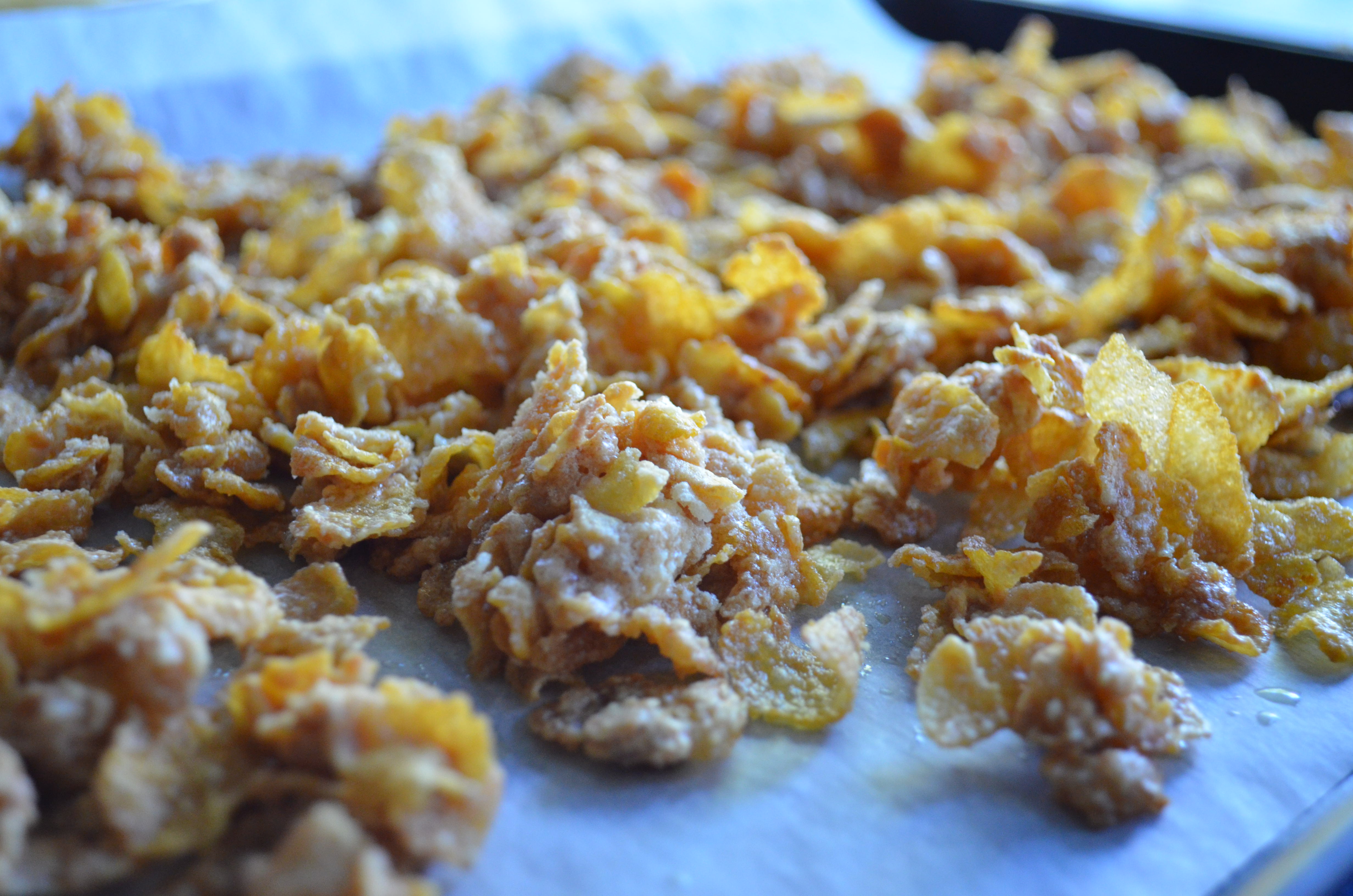 Candy Corn Chocolate Chip Cookies | I Sing In The Kitchen