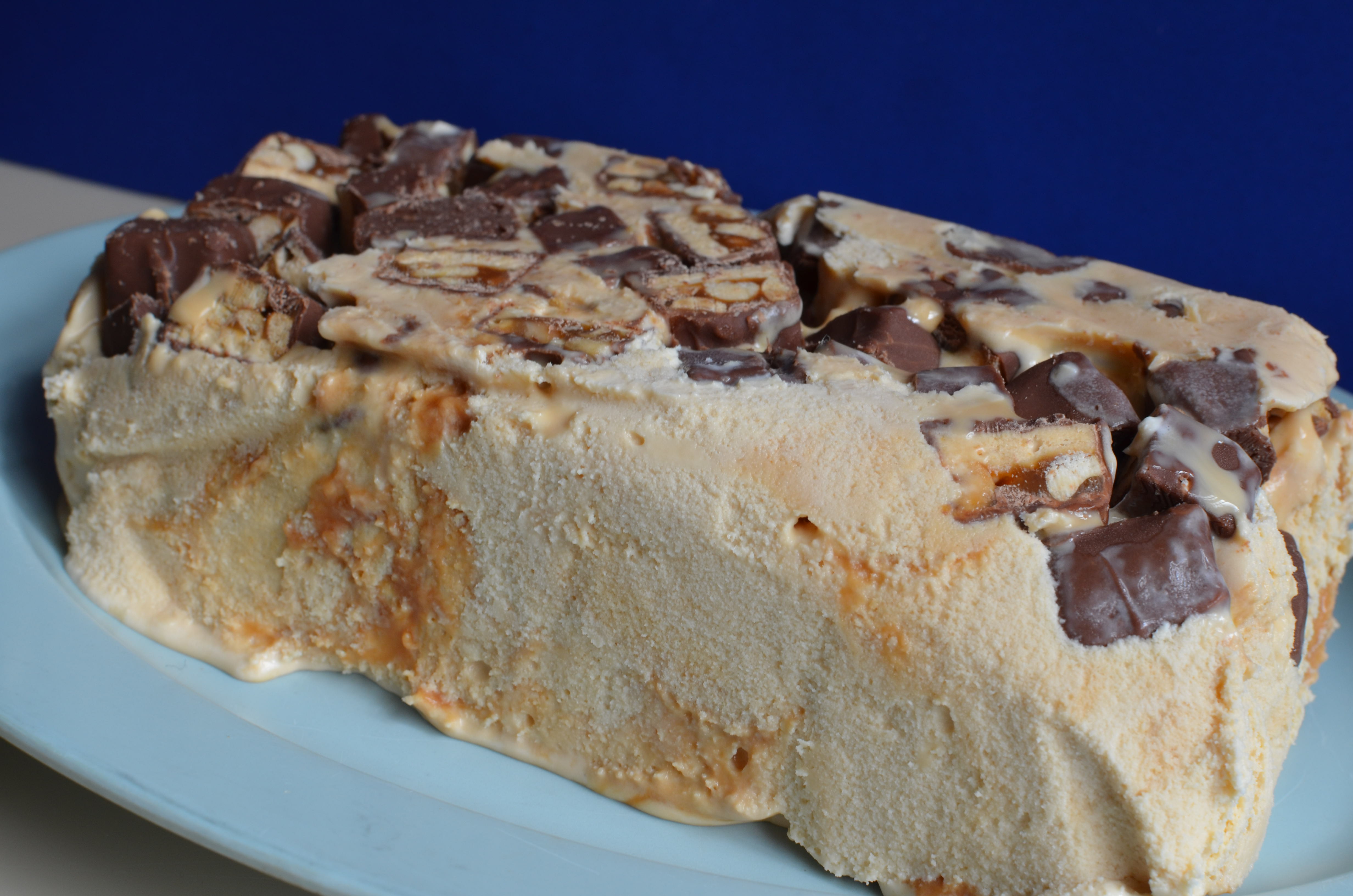Short And Sweet. Dulce De Leche Candy Bar Terrine. | I Sing In The Kitchen