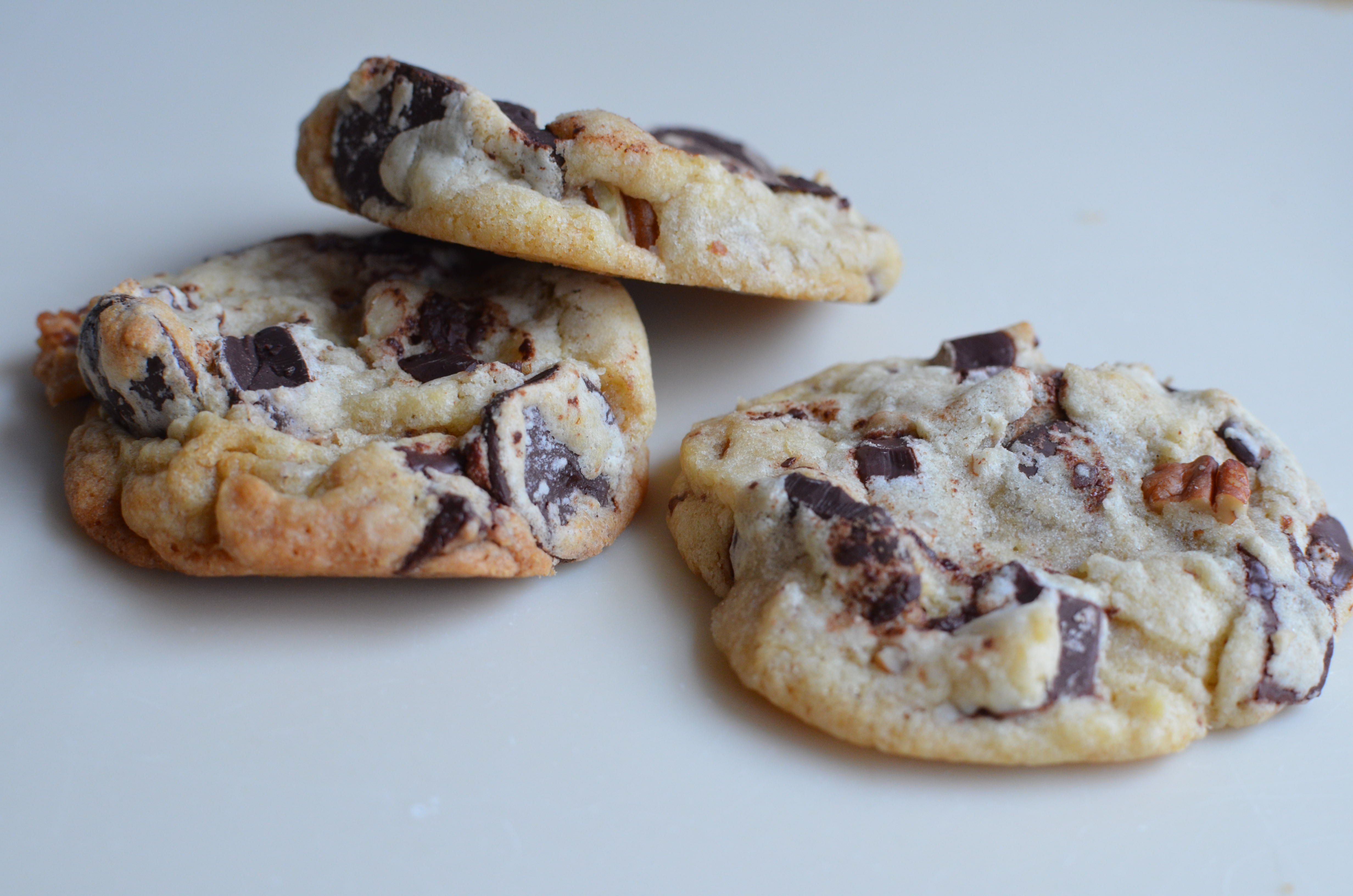 Decadent Chocolate Chip Cookies | I Sing In The Kitchen