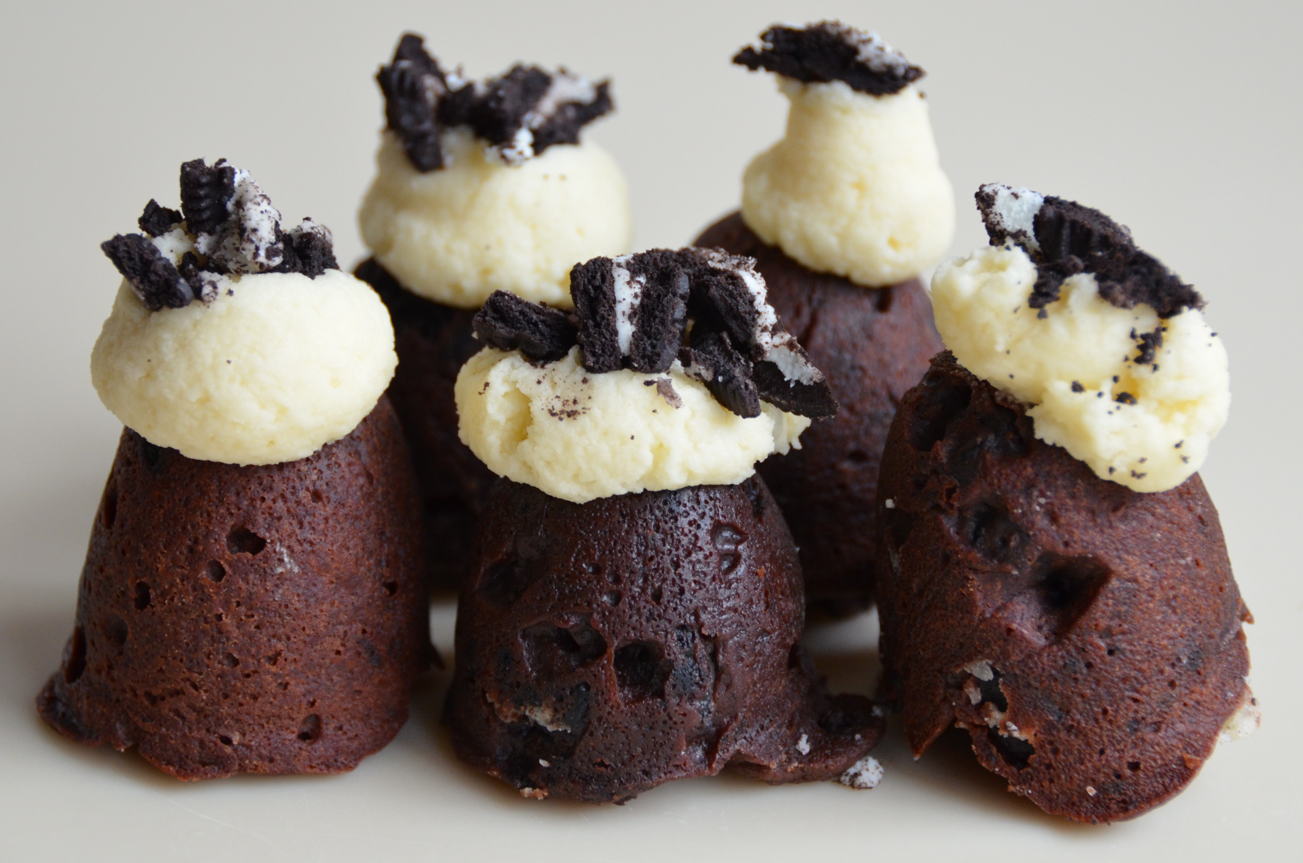 Oreo Brownies. Duck! It’s Kitty The Lion. | I Sing In The Kitchen