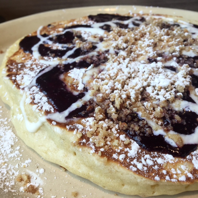 How to Get a Table at Snooze AM Eatery – It's Not Hou It's Me