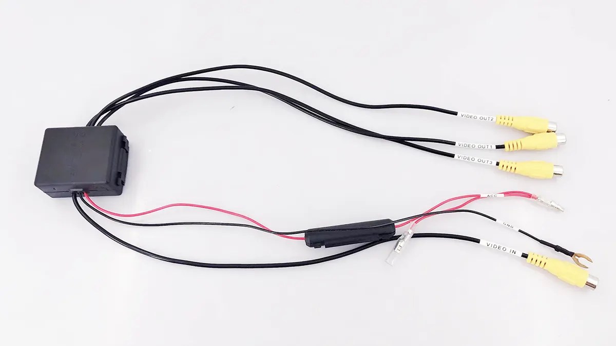 video splitter RCA 4 channel in-car vehicle booster amplifie