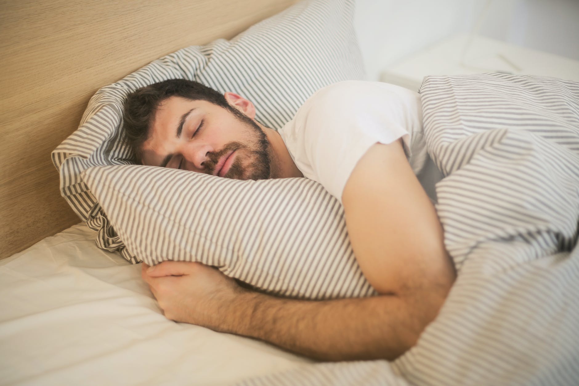 how-to-sleep-better-10-3-2-1-method