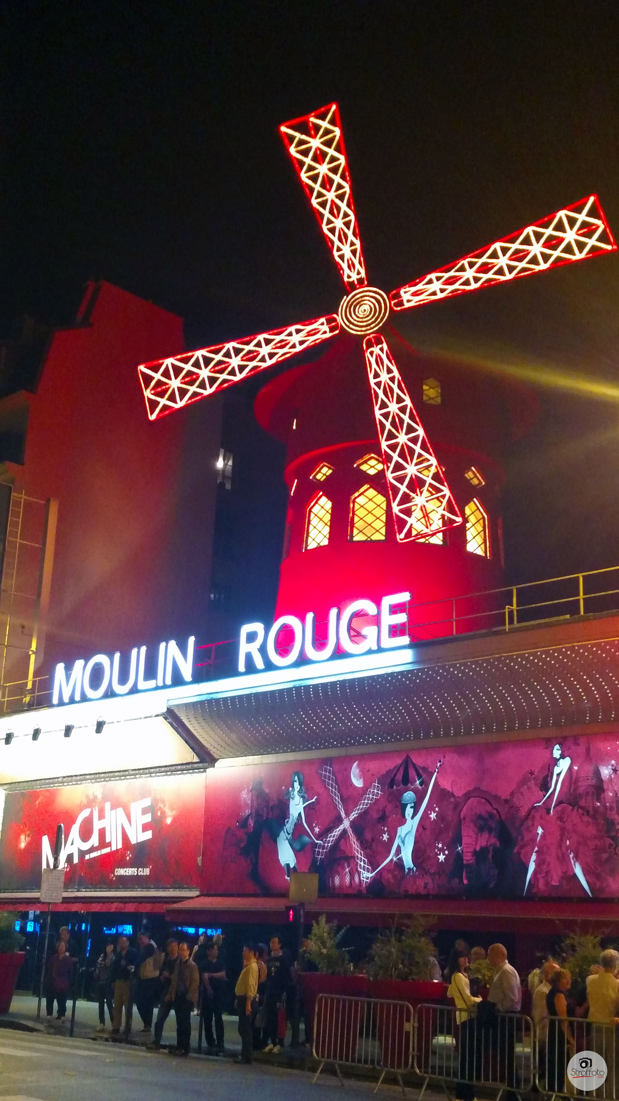 Road to Rome, Day 4: Tour Eiffel, Notre Dame Cathedral, and Moulin Rouge
