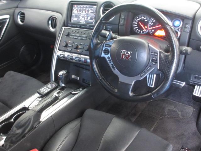 Black R35 GT-R interior - JDM CARS