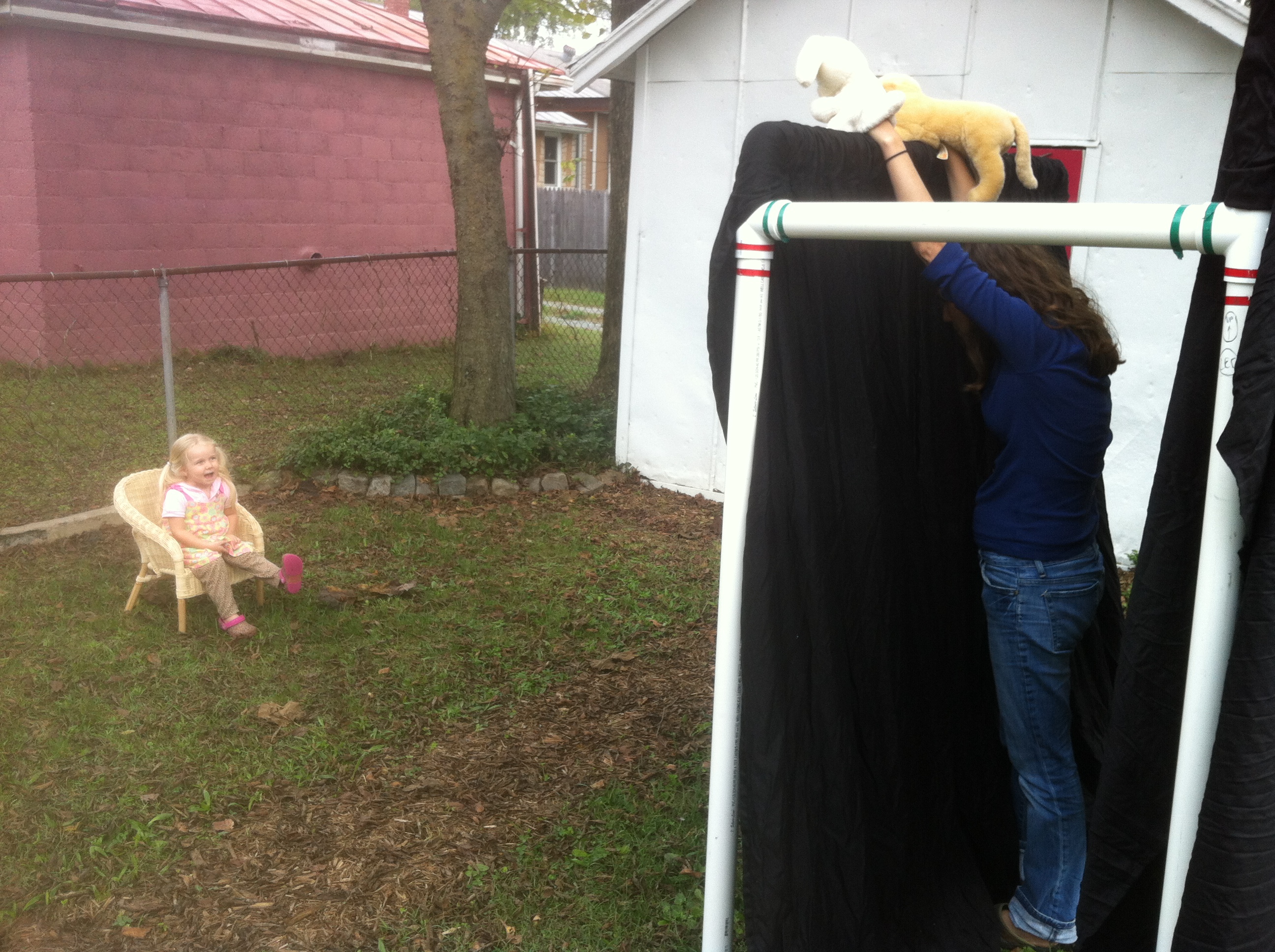 How to Build a Portable Puppet Theater | Jesse Joyner