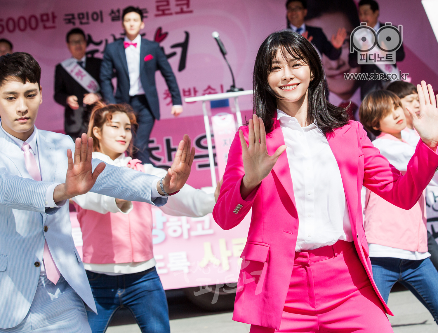 [Drama] Ji Chang Wook in wacky dance teasers for “Suspicious Partner ...