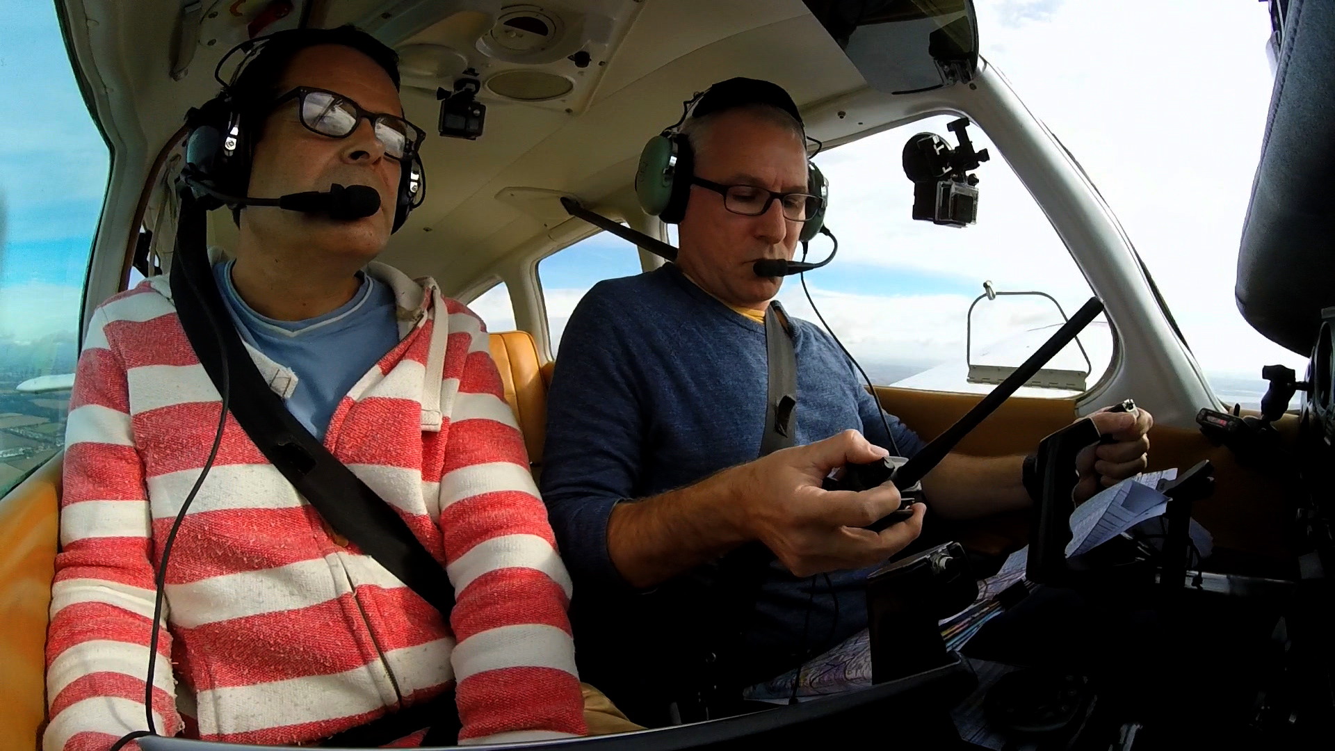 Video: In-flight electrical problems - Jon Hunt, The Flying Reporter