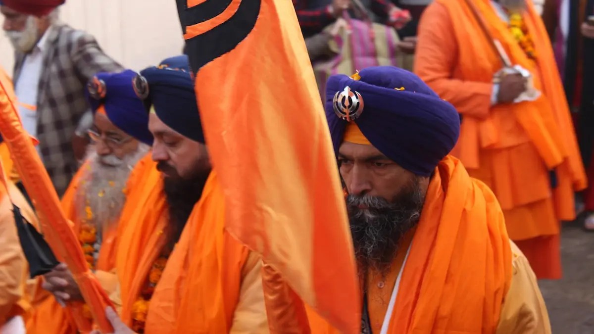 Sikhs should Arm themselves with Modern Weapons: Akal Takht Chief
