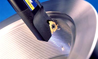 To the Point – Tips for single-point threading on a CNC lathe. – KAHMCO