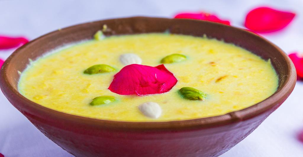 Rabdi/Kesar Rabdi - Kali Mirch - by Smita