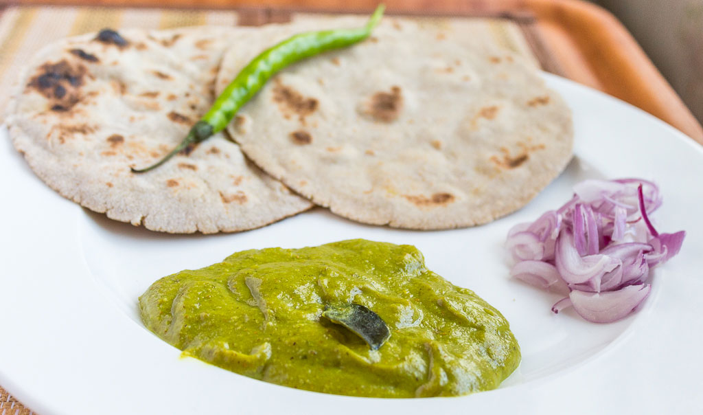 Pithla - An authentic Maharashtrian delicacy - Kali Mirch - by Smita