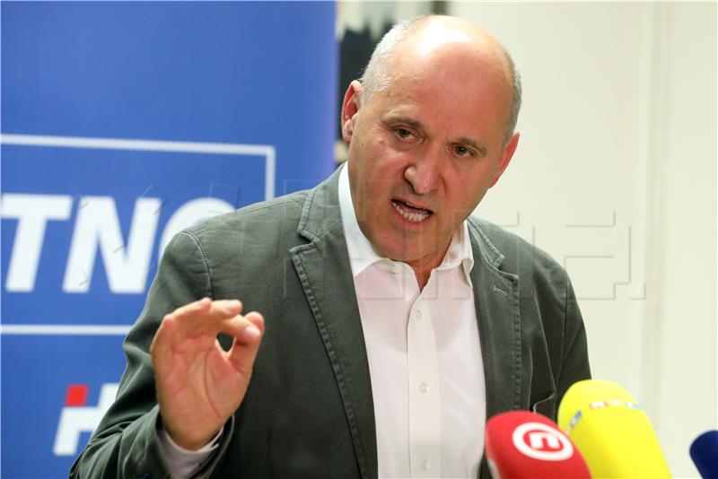 Bačić poručio Milanoviću: Ne kiti se tuđim perjem - Kamenjar