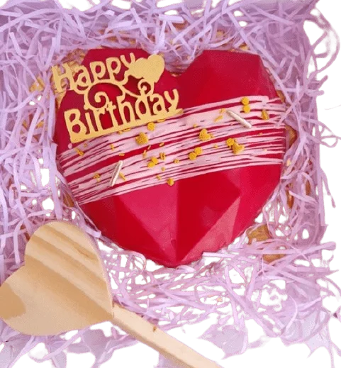 Red Heart Pinata Cake - Kekmart