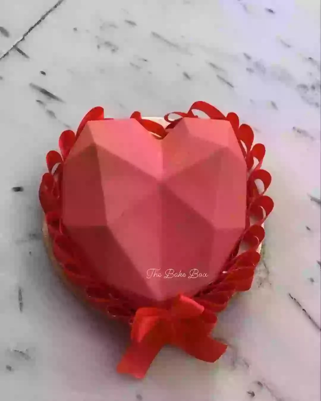 Red Heart Hammer Cake - Kekmart