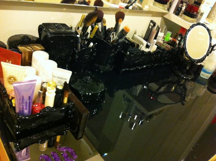 Diary: Time to clean up my Dressing Table ทำความสะอาดโต๊ะเครื่องแป้ง ...