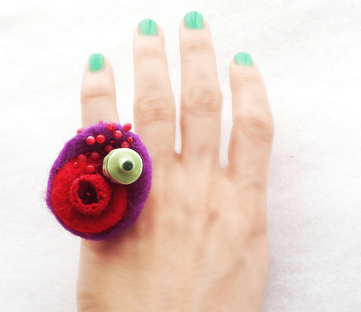 Felted Art Ring With Crochet & Porcelain Elements | KnitHacker